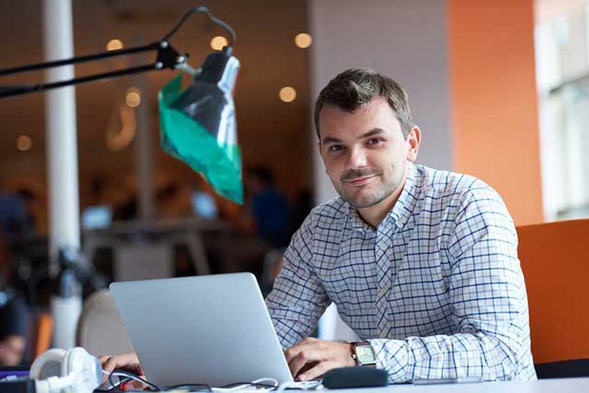 How To Upload Your Resume To LinkedIn In 2023 Easy 